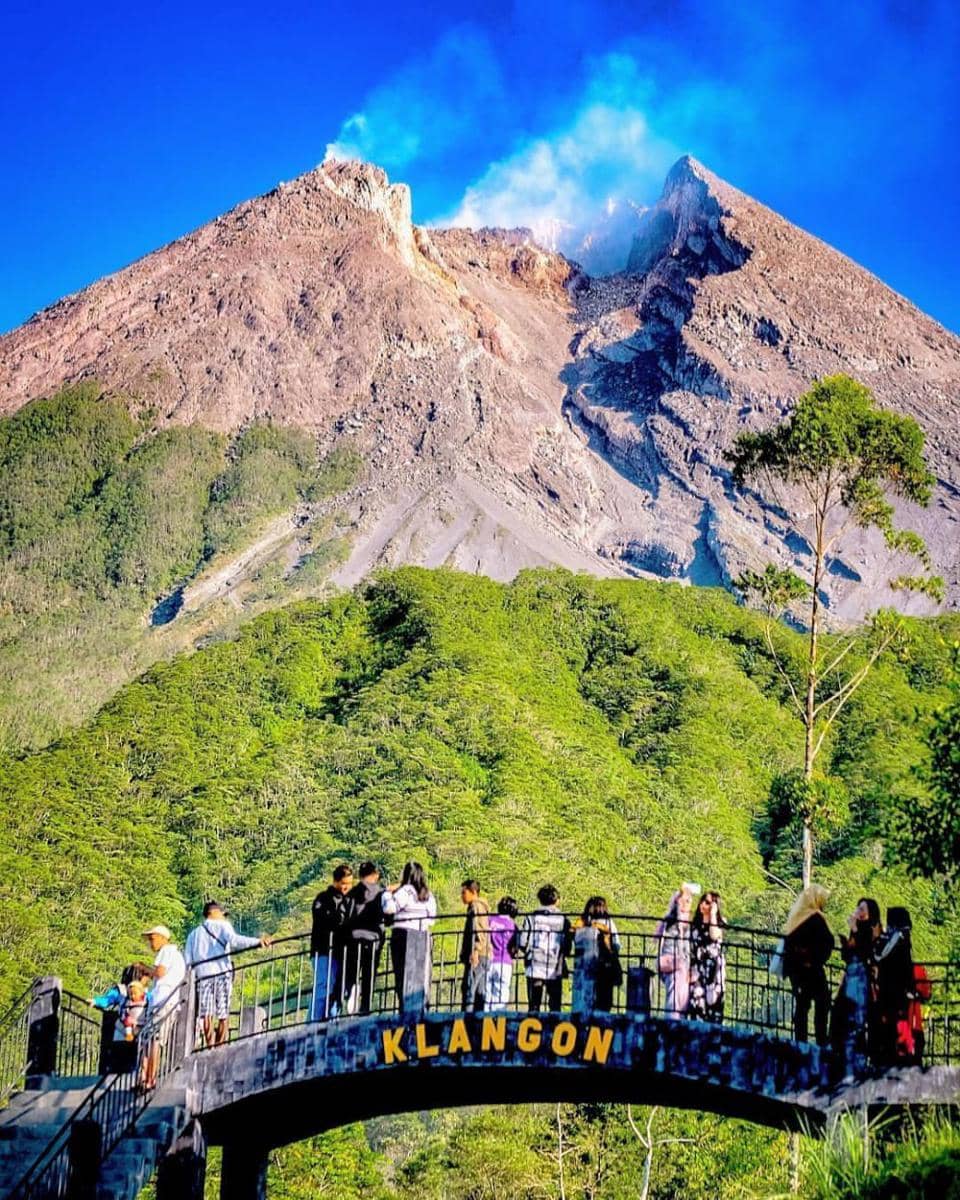 10 Spot Wisata Jogja Berlatar Megahnya Gunung Merapi, Epik! | IDN Times ...