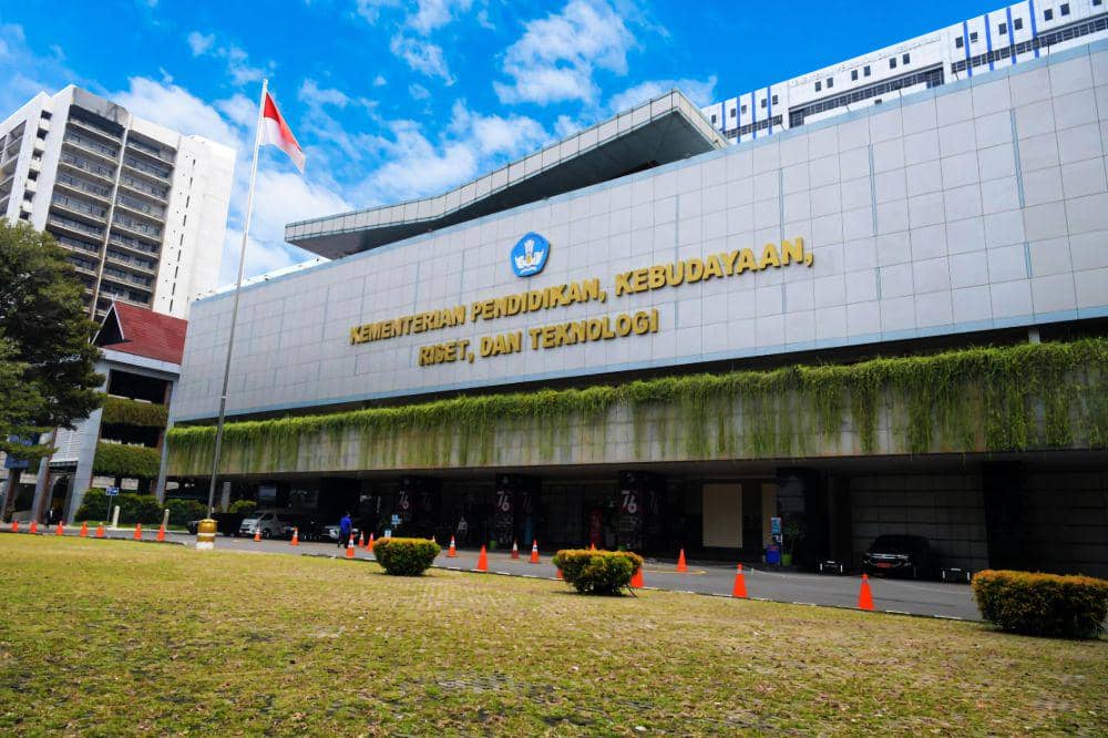 Apa Itu Rumah Pendidikan? Ketahui Tujuan dan Fitur-fiturnya! | IDN Times