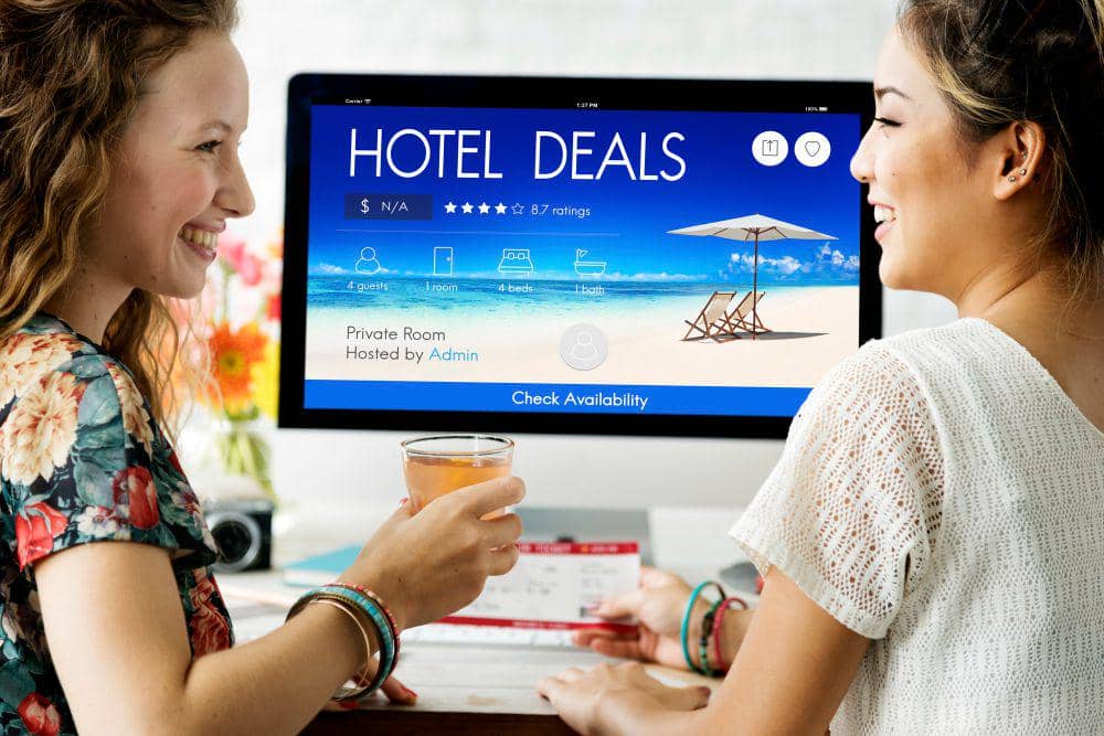 5 Perbedaan Booking Hotel Lewat OTA dan Web, Mana Andalanmu? | IDN Times