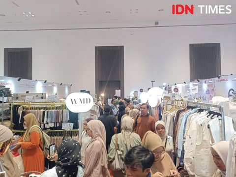 60+ Brand Lokal di GlamLocal, Banyak Koleksi Raya! | IDN Times