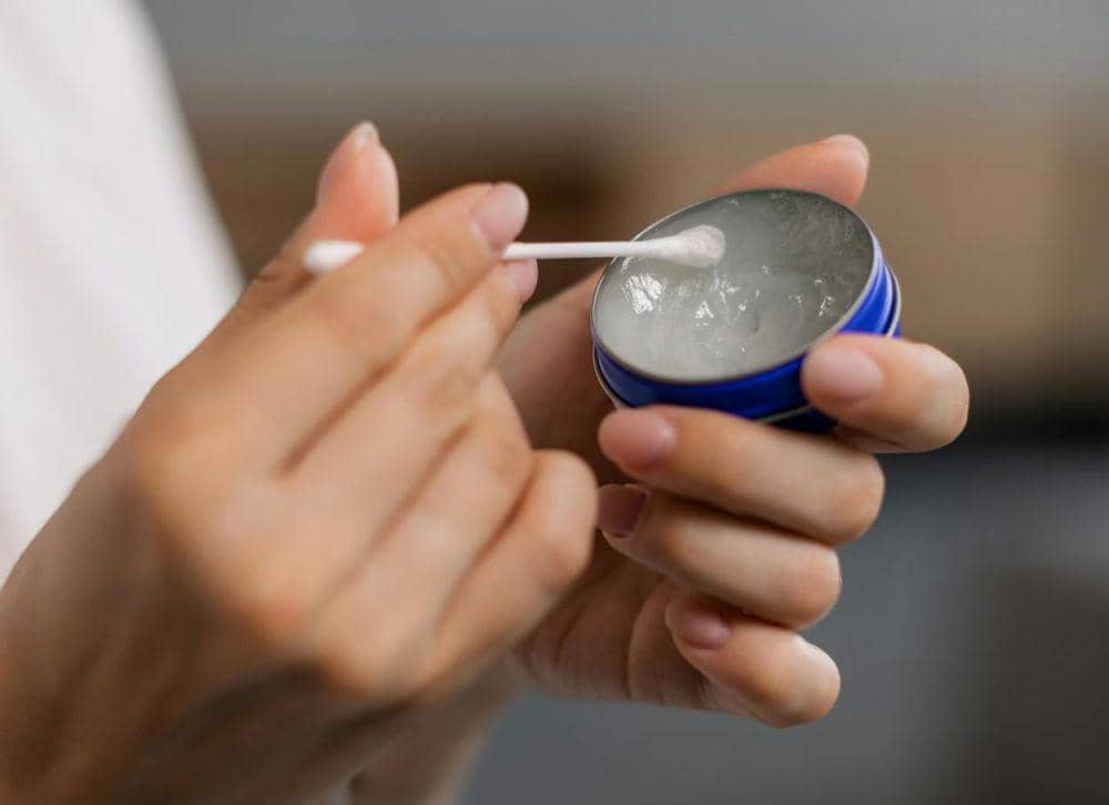 5 Fungsi Cotton Bud yang Sebenarnya, Bukan untuk Telinga | IDN Times