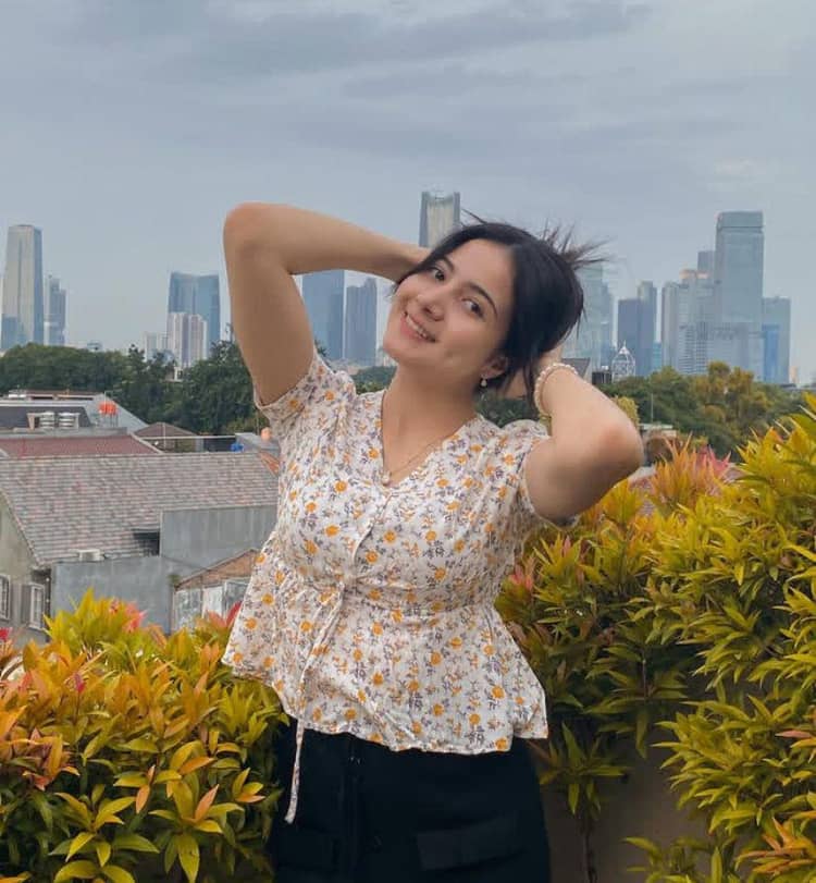 Bulan Sutena soal Video 1 Menit Mirip Dirinya: Itu AI | IDN Times