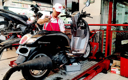Berapa Servis Injeksi Motor? Segini Kisaran Biayanya | IDN Times