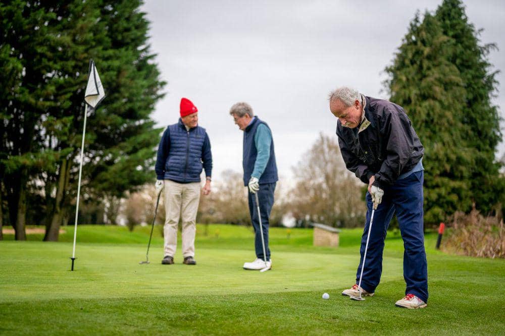 Olahraga Golf: Sejarah, Manfaat, Cara Bermain dan Pukulannya | IDN Times