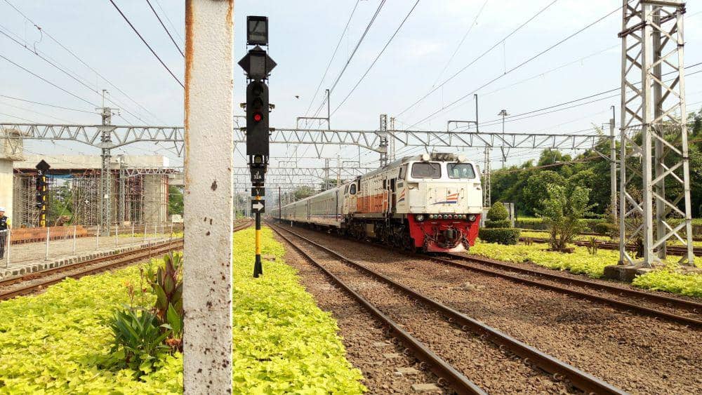 Daftar Kereta Api yang Beroperasi di Pulau Sumatra | IDN Times