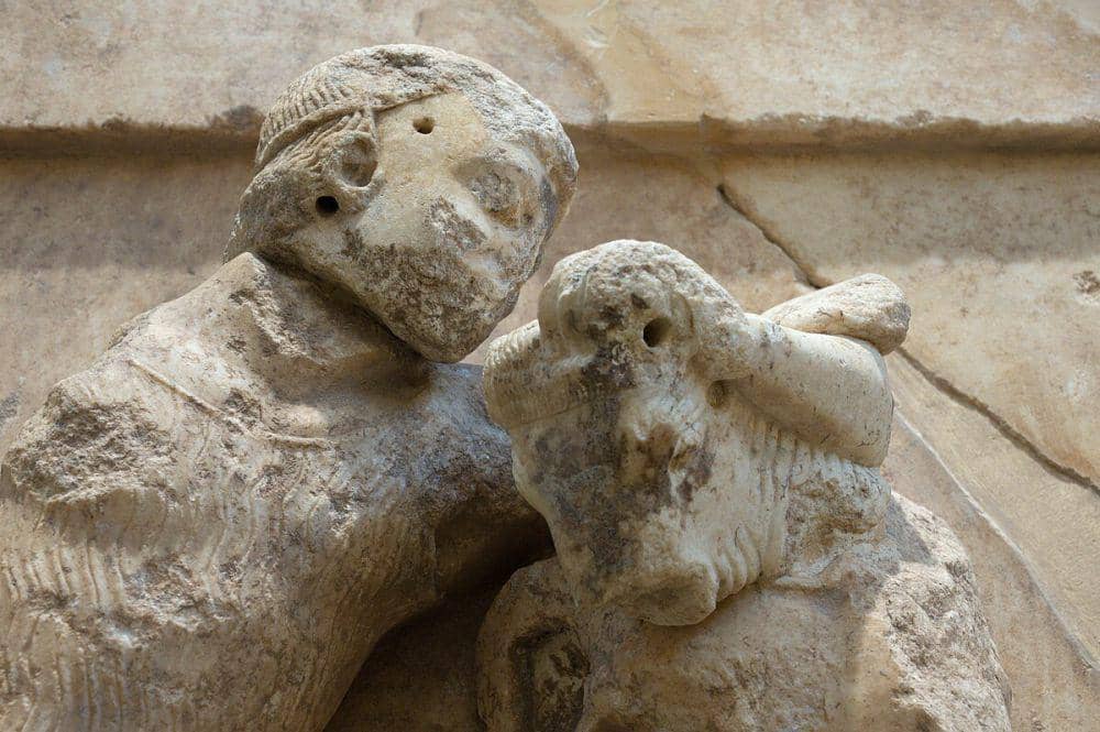 5 Fakta Minotaur, Monster Pulau Kreta | IDN Times