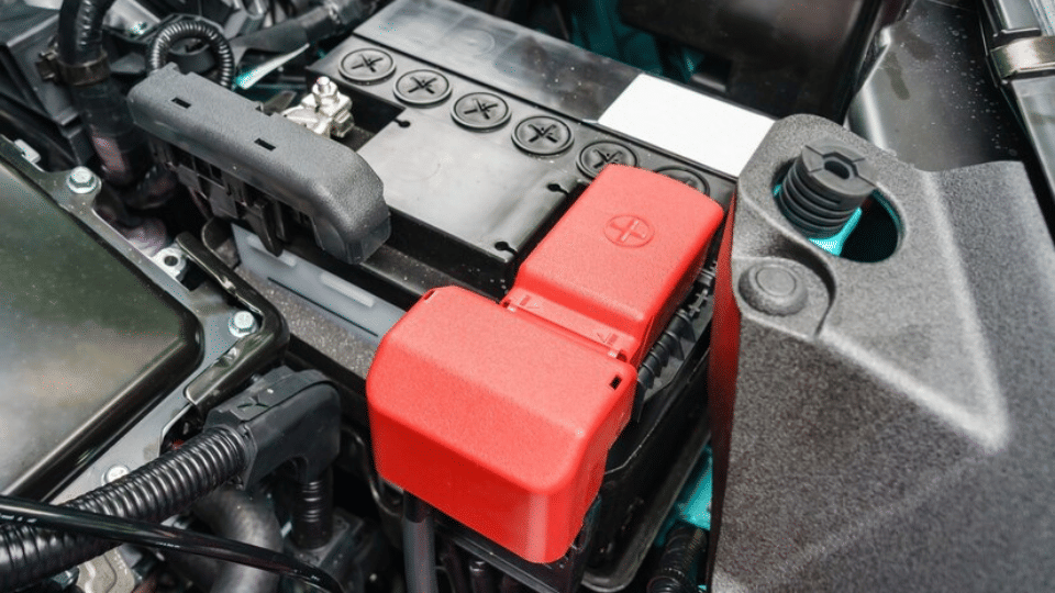 Yuk! Kenali Tanda Aki Mobil yang Sehat, Biar Liburan Aman | IDN Times