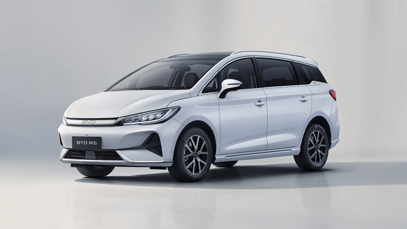 Perbedaan BYD M6 Standard, Superior, dan Superior Captain | IDN Times