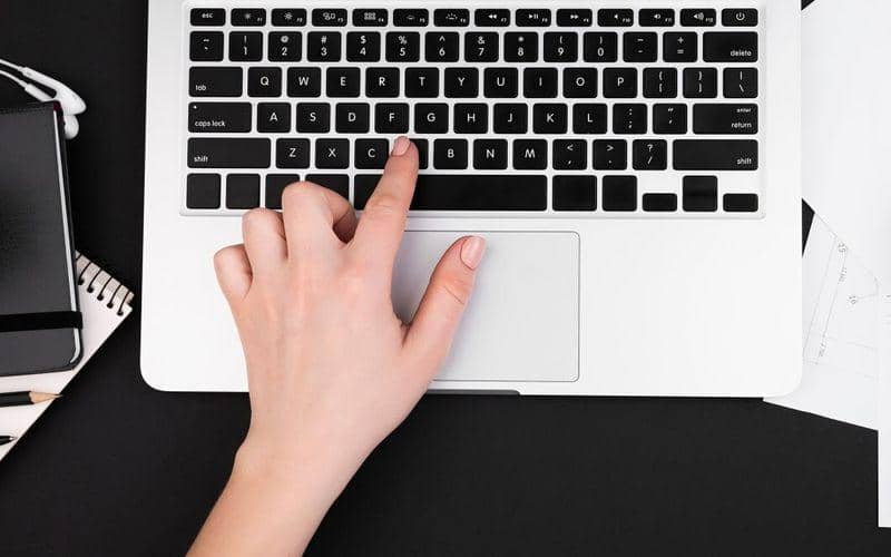 5 Cara Menghubungkan Laptop ke Proyektor di Windows 10 11 | IDN Times