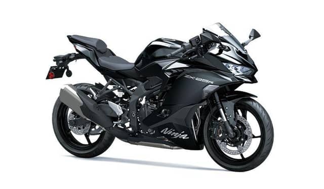 9 Daftar Harga Ninja ZX25R Terbaru 2025, Mulai Rp110 Jutaan | IDN Times