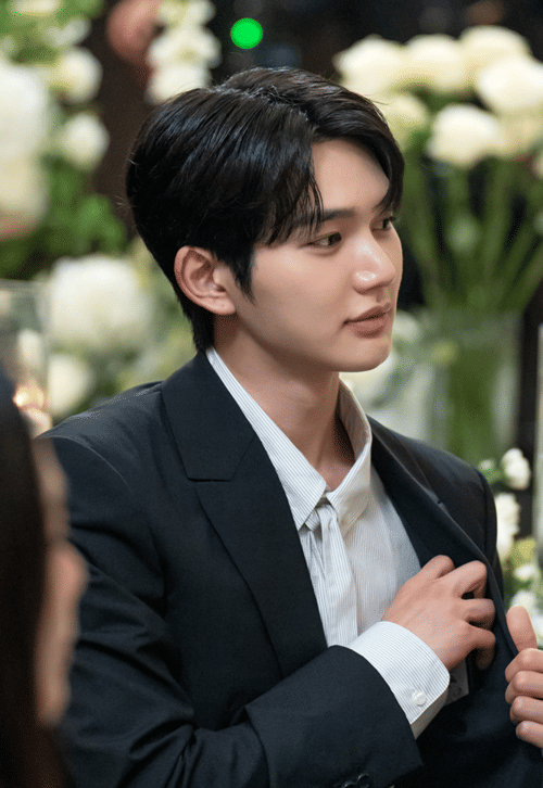 11 Perjalanan Karier Yoon Sang Hyeon Hingga Buried Hearts | IDN Times