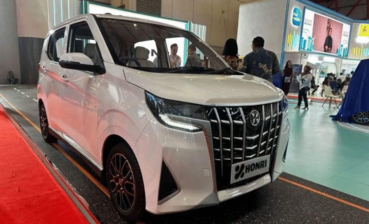 7 Rekomendasi Mobil Listrik Kecil Murah, Mulai Rp180 Jutaan | IDN Times