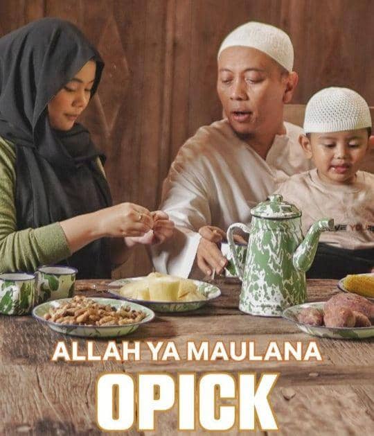 Daftar Lagu Religi Terbaru 2025 | IDN Times