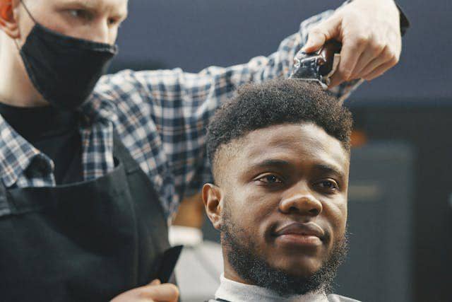 7 Perbedaan Gaya Rambut Taper dan Fade, Pahami Guys! | IDN Times