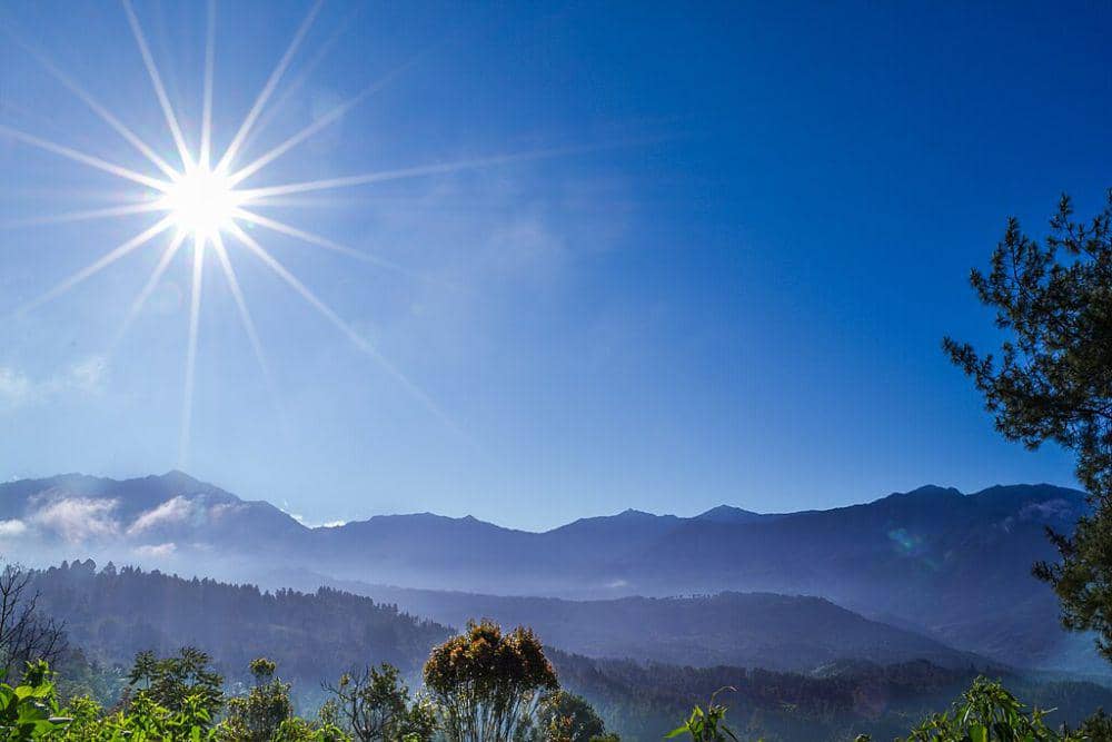 7 Puncak Gunung Tertinggi (Seven Summits) Indonesia | IDN Times