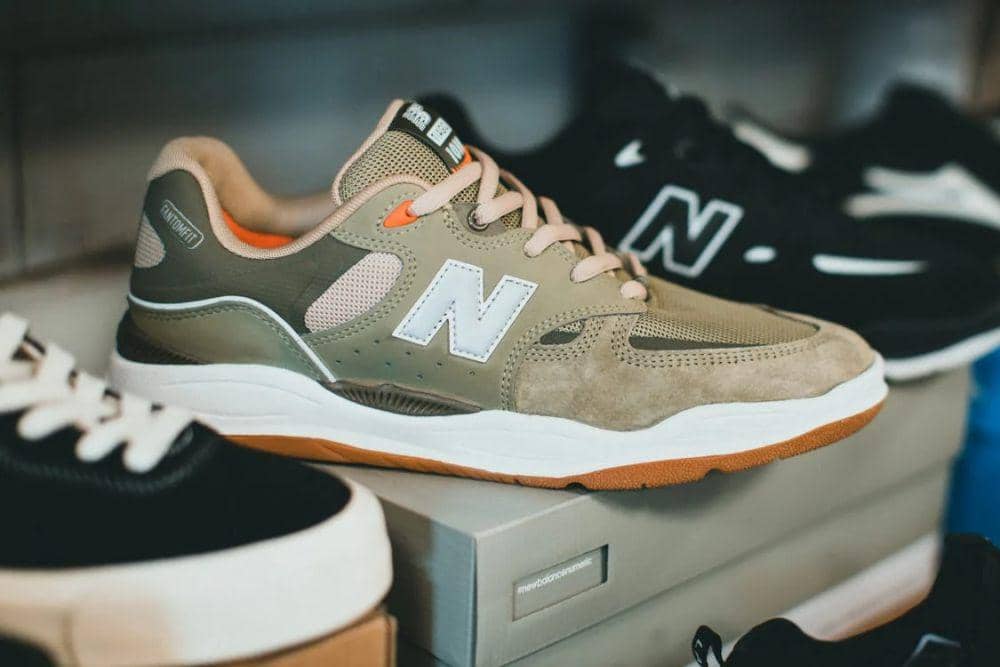 10 Sepatu New Balance Pig Skin, Punya Salah Satunya? | IDN Times