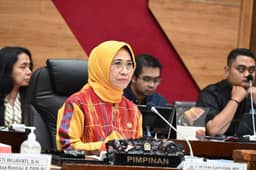 Pendidikan 2025 Dievaluasi, DPR Dorong Revisi UU Sisdiknas | IDN Times