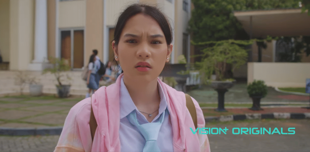 5 Film dan Serial Davina Karamoy di Netflix | IDN Times Jogja