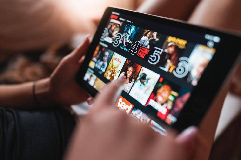 Cara Download Film di Netflix untuk Ditonton Offline, Legal! | IDN Times
