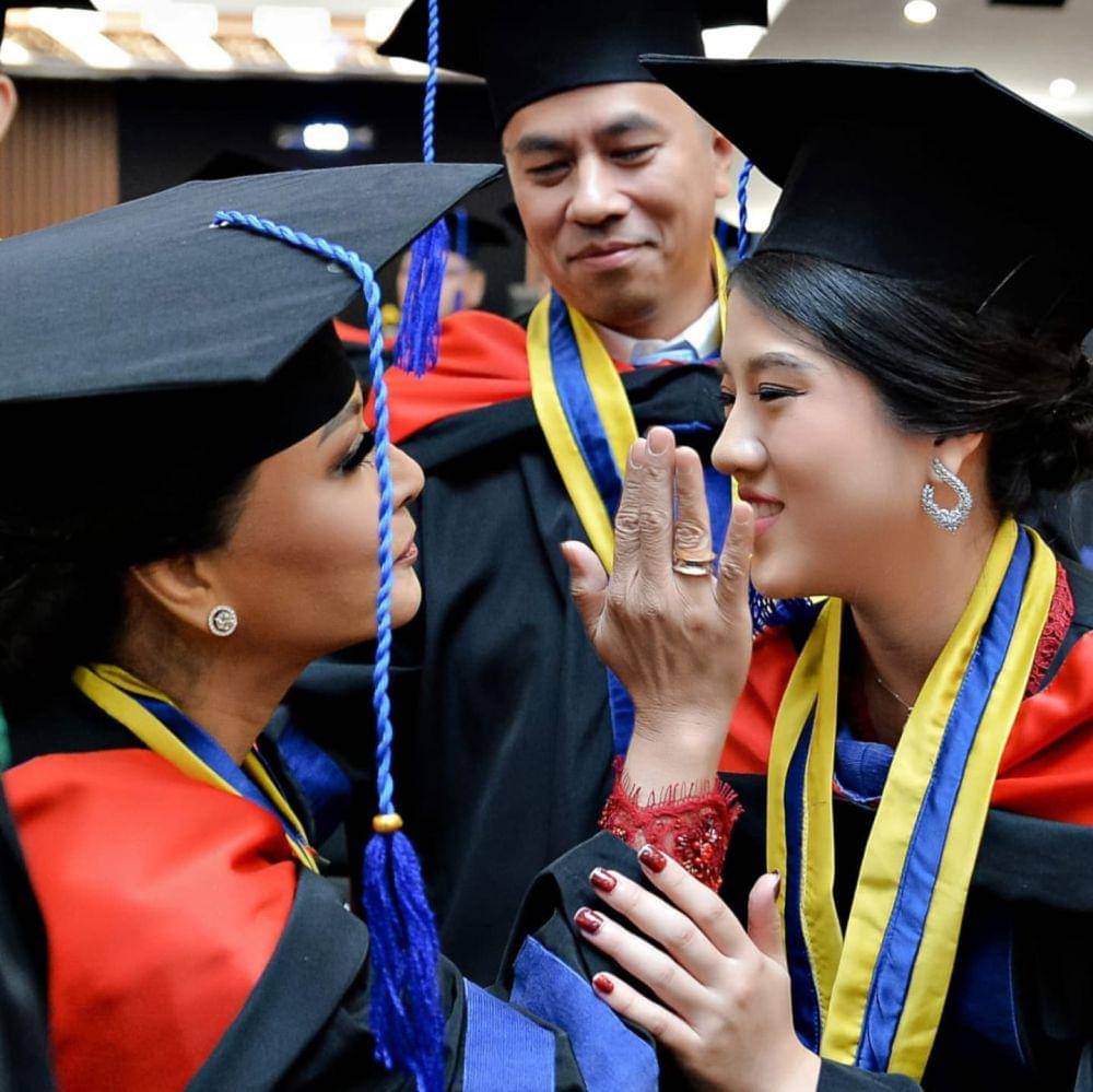 7 Potret Tamara Geraldine yang Kini Jadi Pastor | IDN Times