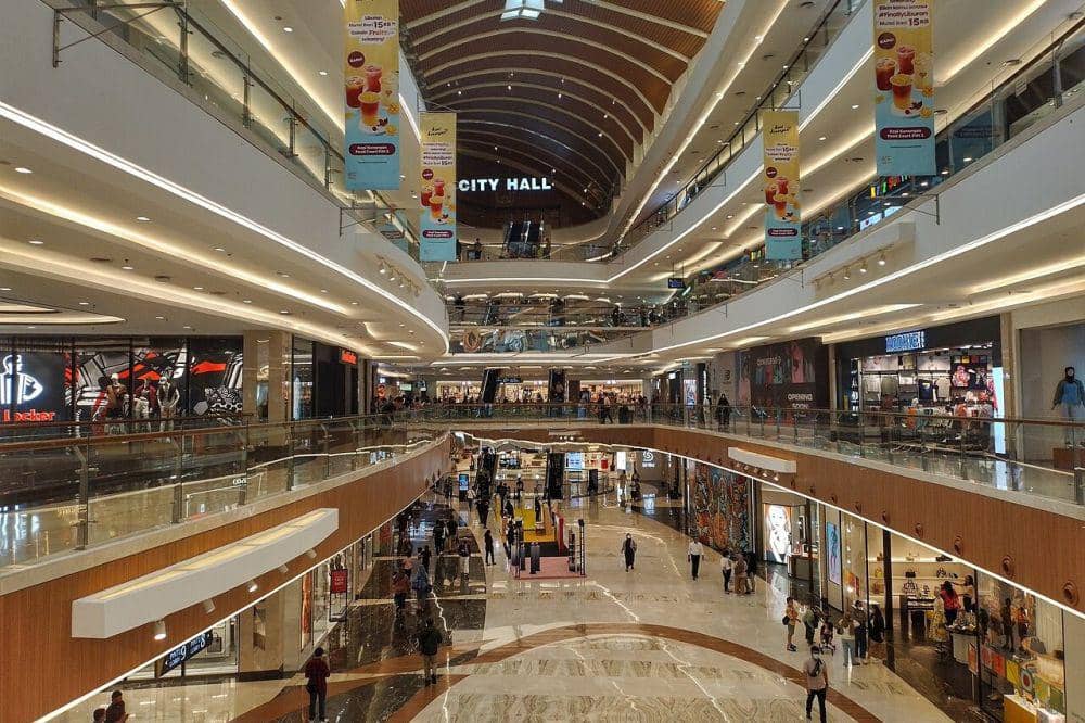 3 Cara ke PIM 3 Naik Transportasi Umum | IDN Times