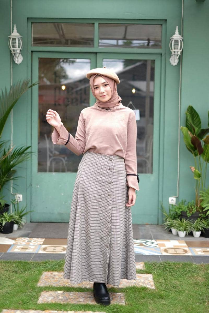 7 Ide Dresscode Bukber 2025 yang Lucu, Seru-seruan Bareng! | IDN Times