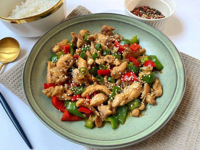 Resep Ayam Lada Hitam yang Sedap, Aromanya Menggiurkan! | IDN Times