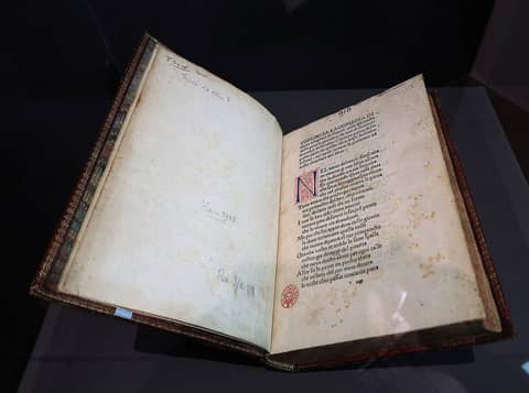 4 Fakta Dante Alighieri, Penyair yang Mengubah Sastra Dunia | IDN Times