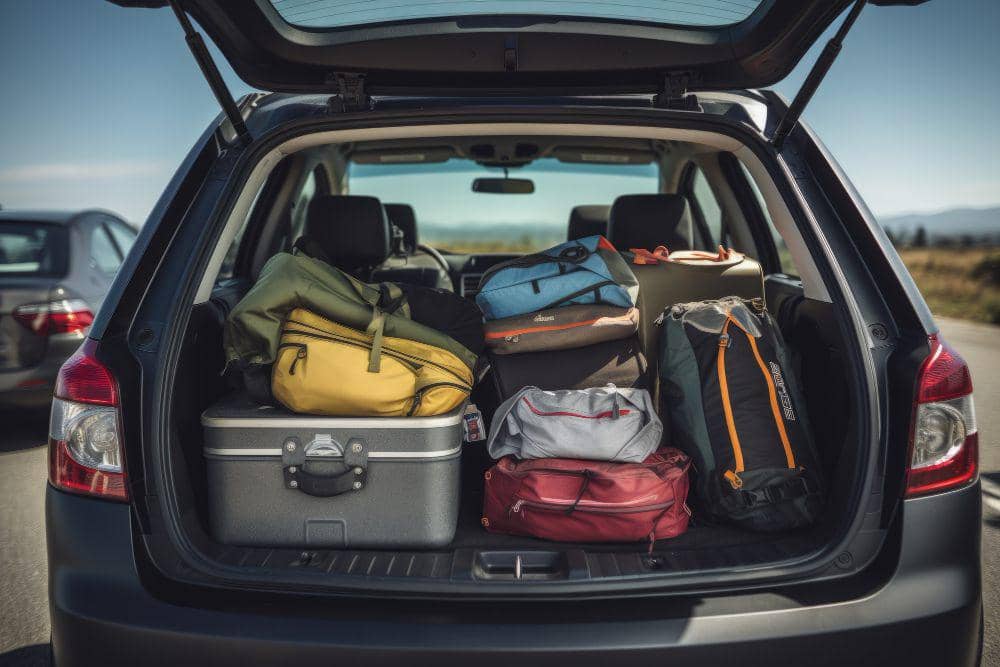 Tips Menata Barang di Bagasi Mobil agar Rapi Saat Liburan | IDN Times