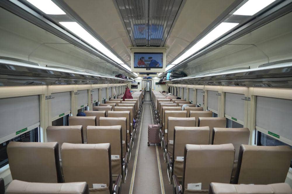 Daftar Kereta Ekonomi Bandung-Jogja | IDN Times
