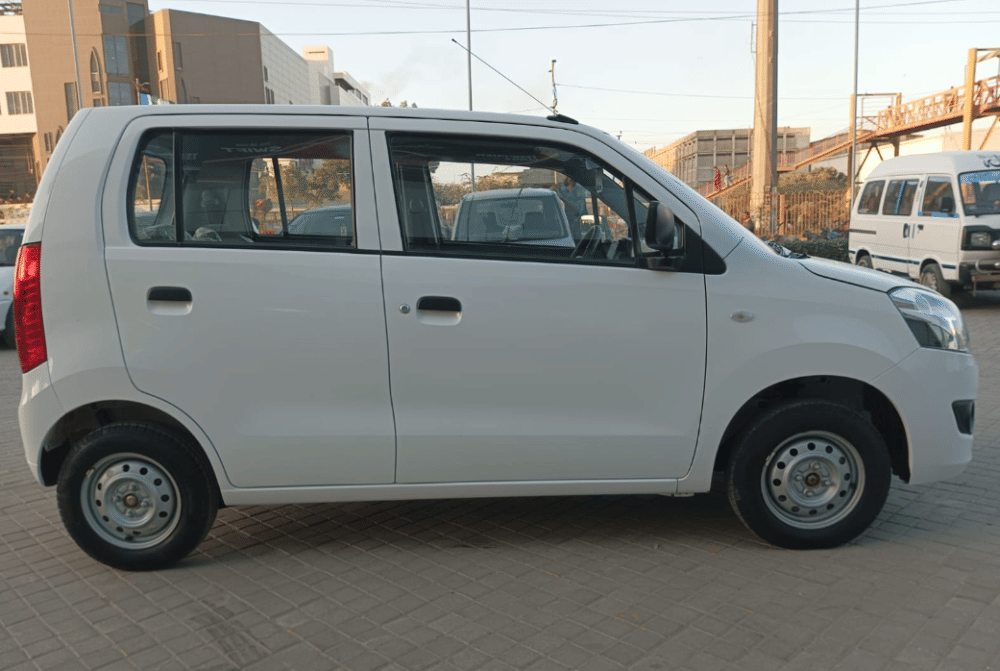 Suzuki Wagon R, Fungsional Banget Buat Dipakai Harian! | IDN Times