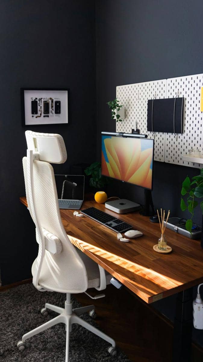 9 Referensi Setup Meja Kerja Minimalis, Rapi dan Nyaman! | IDN Times