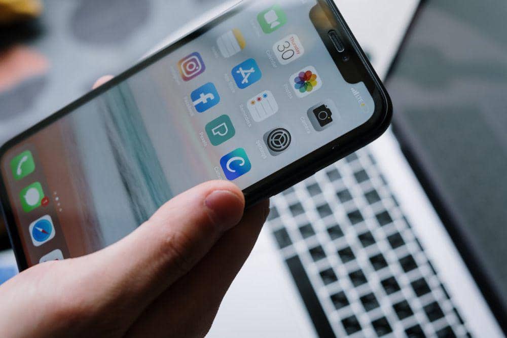 Apa Itu Layar AMOLED? Ini Penjelasan Lengkapnya | IDN Times