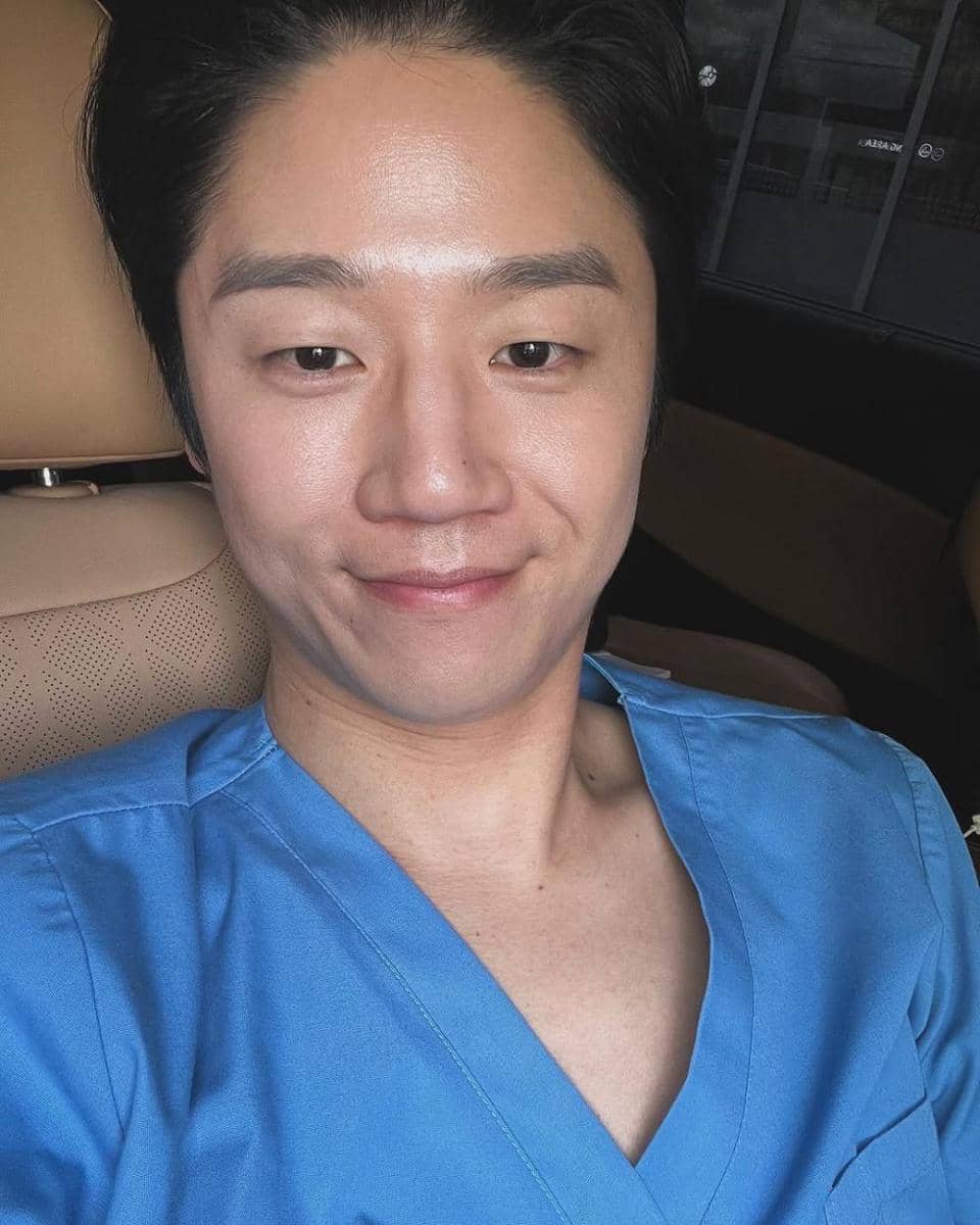 Biodata Profil Jung Joon Won, Dr. Ku di Resident Playbook | IDN Times