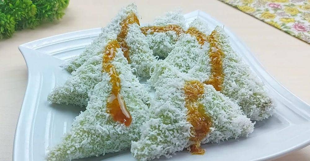 Resep Lupis Ketan Tradisional yang Legit dan Lumer di Mulut | IDN Times