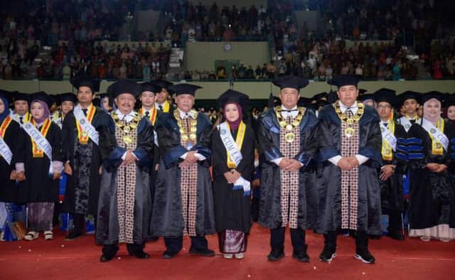 Biaya Kuliah S1 UNY TA 2025-2026, UKT Mulai Rp500 Ribu | IDN Times Jogja