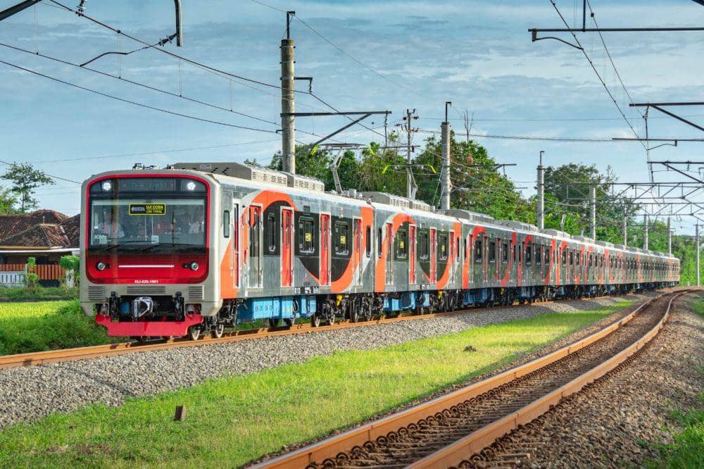 11 KRL buatan INKA Melaju di Rel Sebelum Juni 2026 | IDN Times