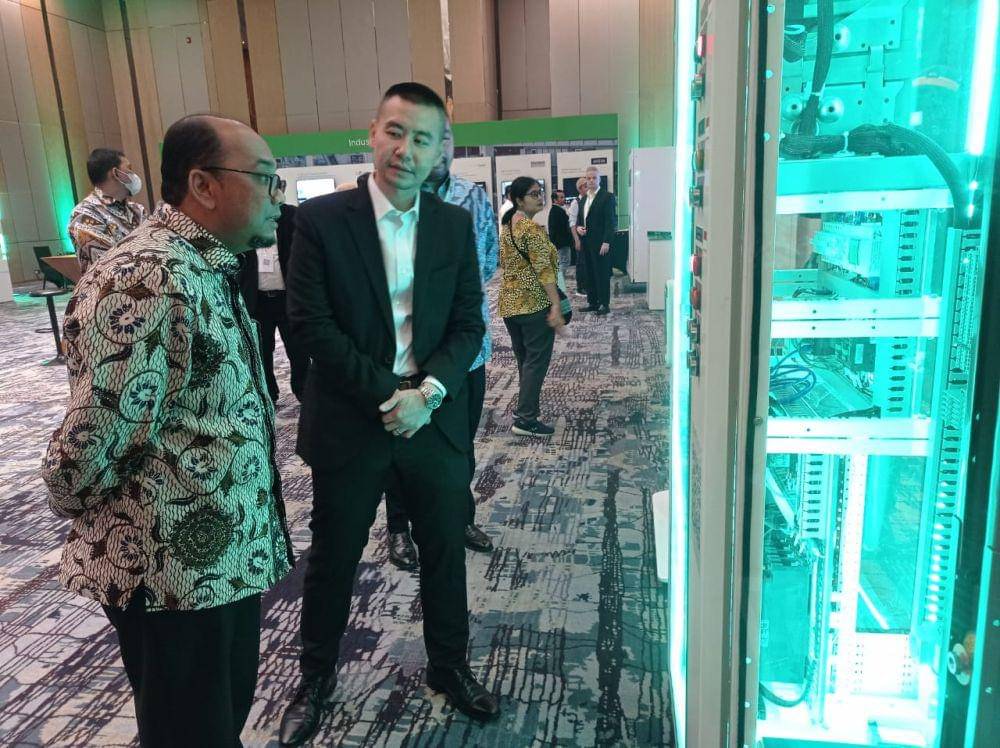Digitalisasi Nasional Butuh Infrastruktur Data Center Andal | IDN Times ...