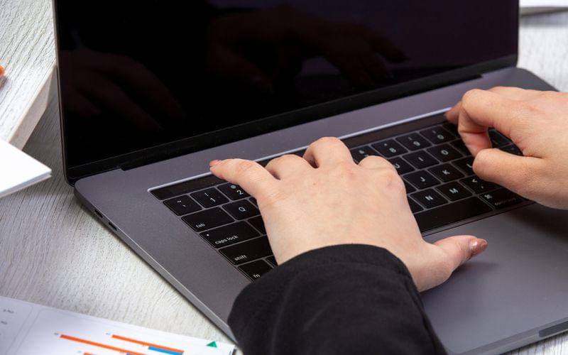 5 Cara Atasi Keyboard Laptop Mengetik Sendiri di Windows 10 | IDN Times