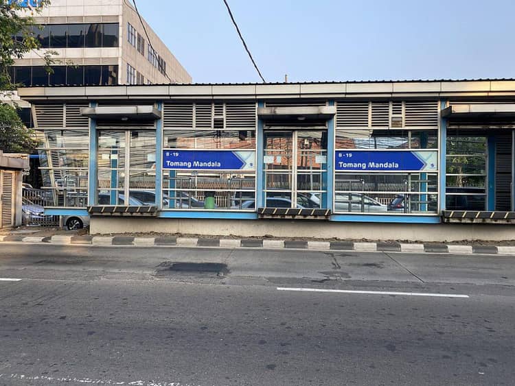 Rute Royal Trans Gading Serpong, Tarifnya Terjangkau | IDN Times