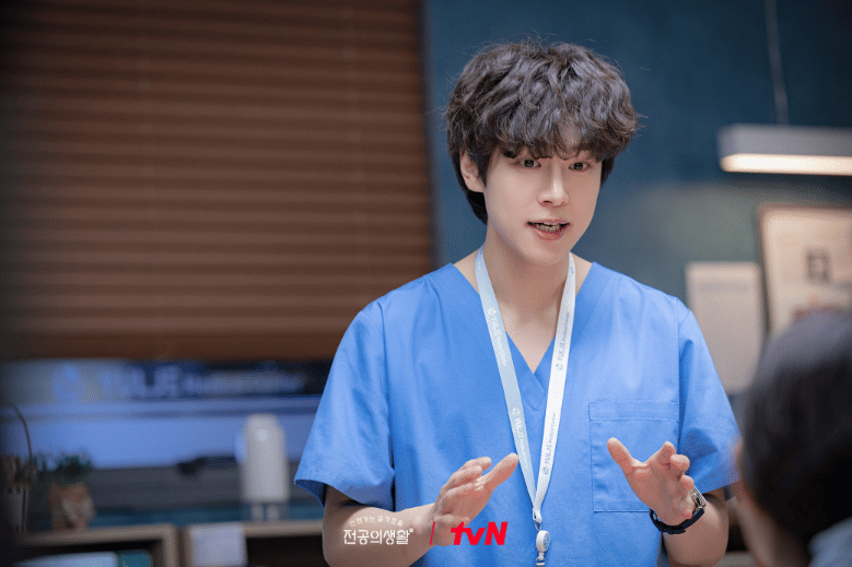Karakter Dokter Panutan Um Jae Il di Resident Playbook | IDN Times