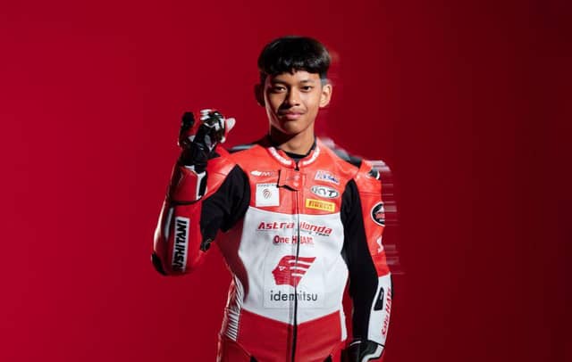 Veda Ega Pratama Cetak Sejarah di Red Bull Rookies Cup 2025 | IDN Times