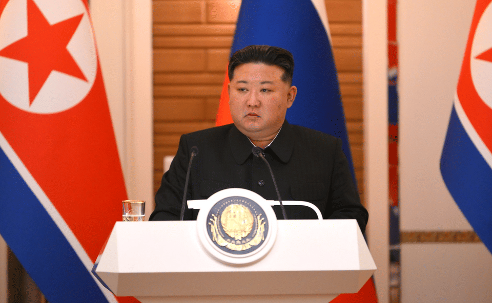 Bukan Pesawat, Kim Jong Un Naik Kereta Lapis Baja ke China | IDN Times