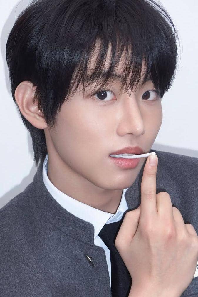 Biodata dan Profil 8 Member IDID | IDN Times