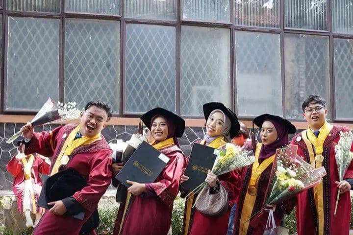 Biaya Kuliah Jalur Mandiri Unpad 2025, Berapa Tepatnya? | IDN Times