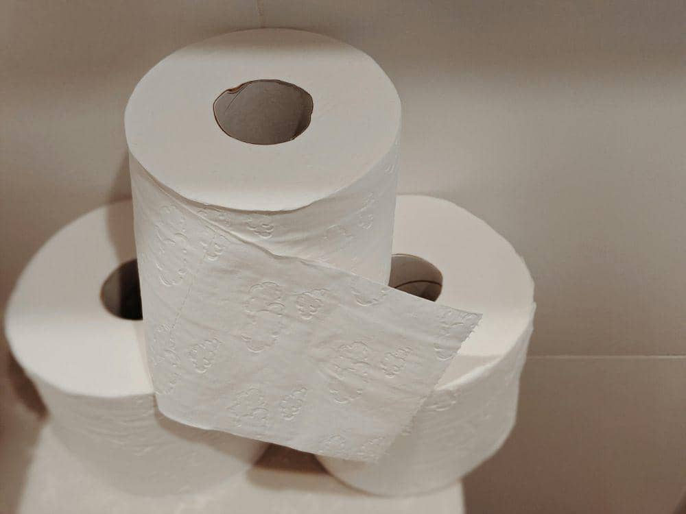 Tisu Terbuat dari Apa? Ini Bahan dan Proses Pembuatannya | IDN Times