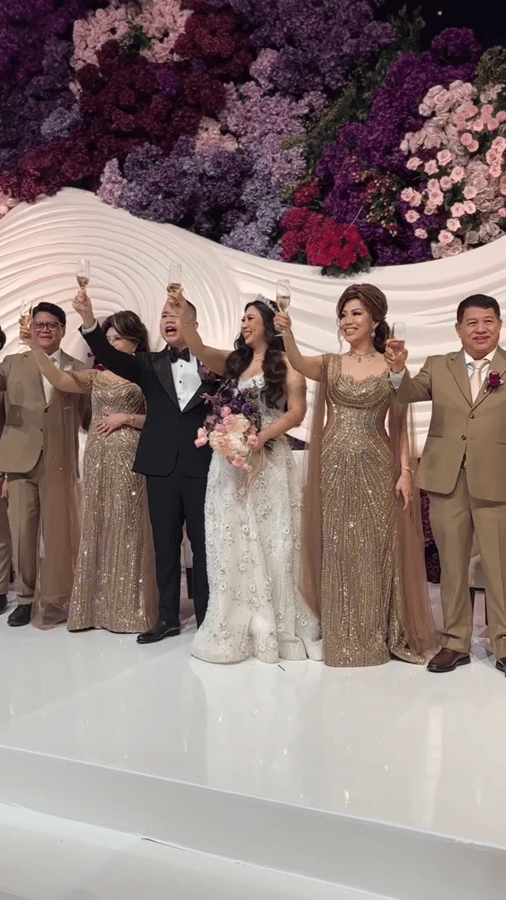 7 Potret Resepsi Pernikahan Cellos dan Natasha Putri | IDN Times