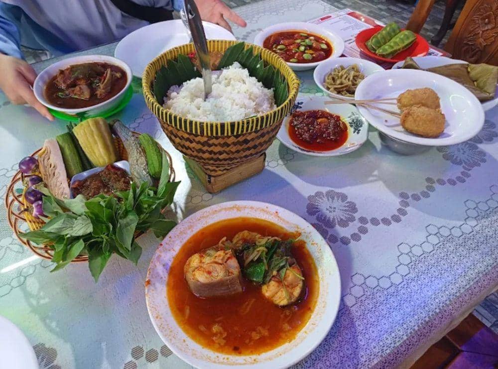 6 Rekomendasi Tempat Makan Pindang Terbaik di Palembang Enak | IDN ...