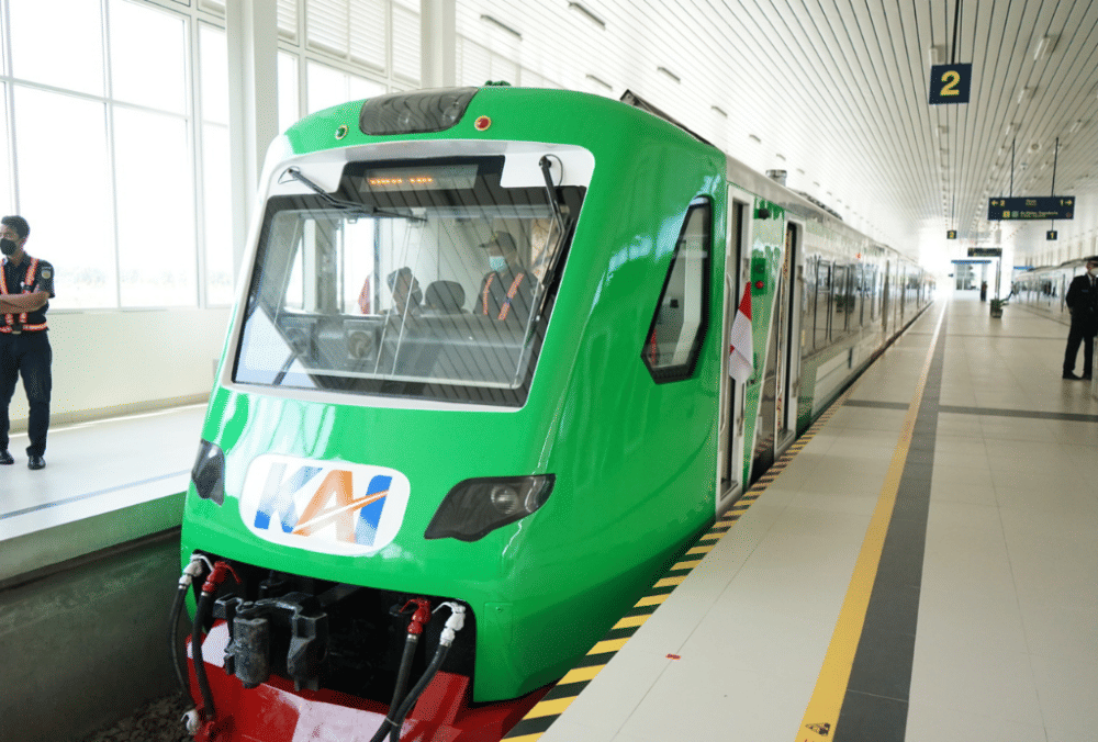 Rute Kereta Api Bandara YIA: Panduan Lengkap dan Jadwal | IDN Times