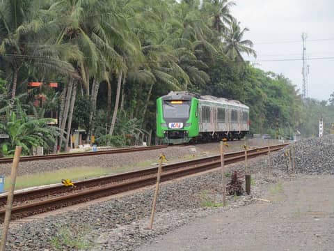 Rute Kereta Api Bandara YIA: Panduan Lengkap dan Jadwal | IDN Times